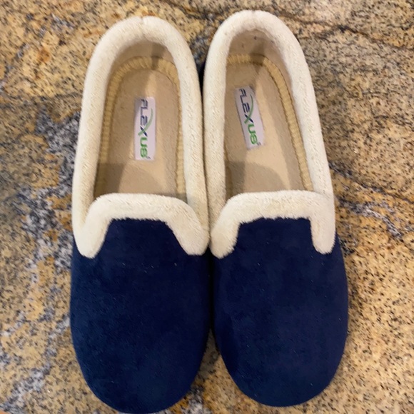 Flexus | Shoes | Super Soft Slippers With Rubber No Slip Soles | Poshmark